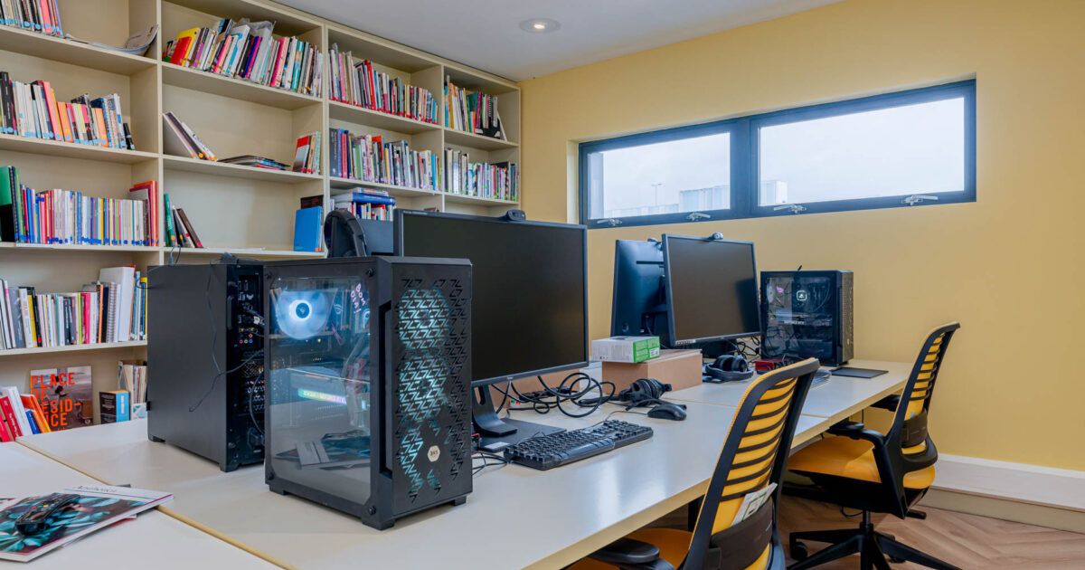 FACT | Studio/Lab - Equipment & Tools